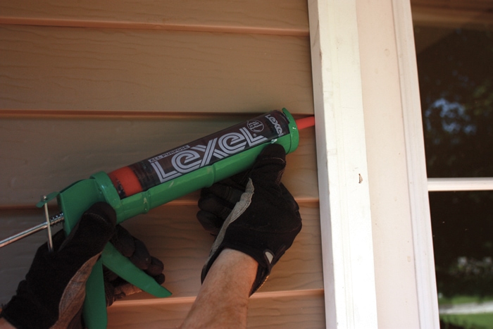 Choosing Caulks and Sealants - Extreme How To