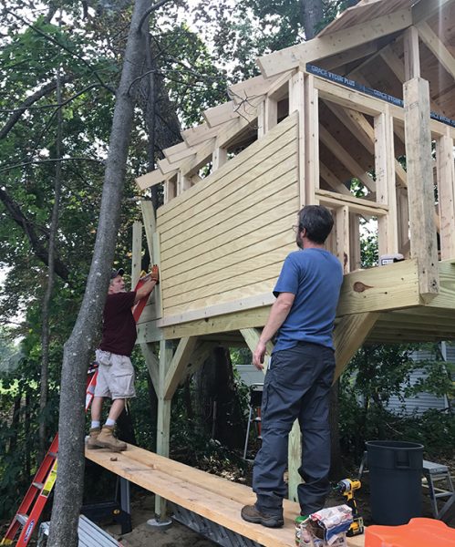 How To Attach a Treehouse To A Tree (A Complete Guide)
