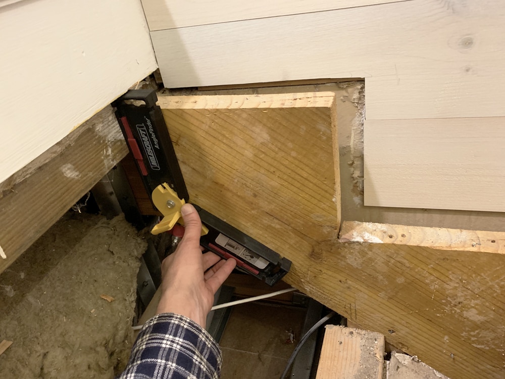 Stair Stringer Installation - Extreme How To